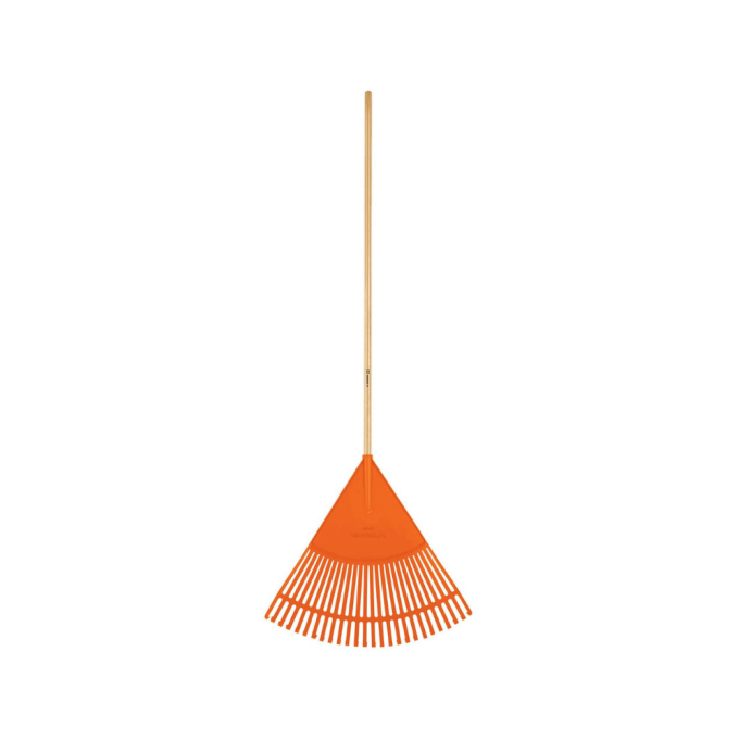 Truper - 24" Plastic Fan Rake;26-Tines - Curved 48" Wooden Handle - FT ...